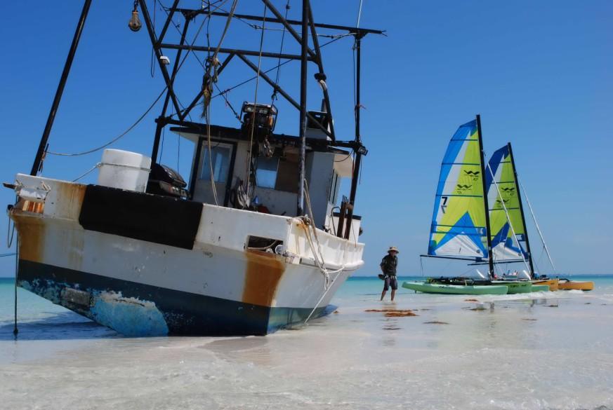 WR17 Trimaran Sailboat – Nickels Boat Works